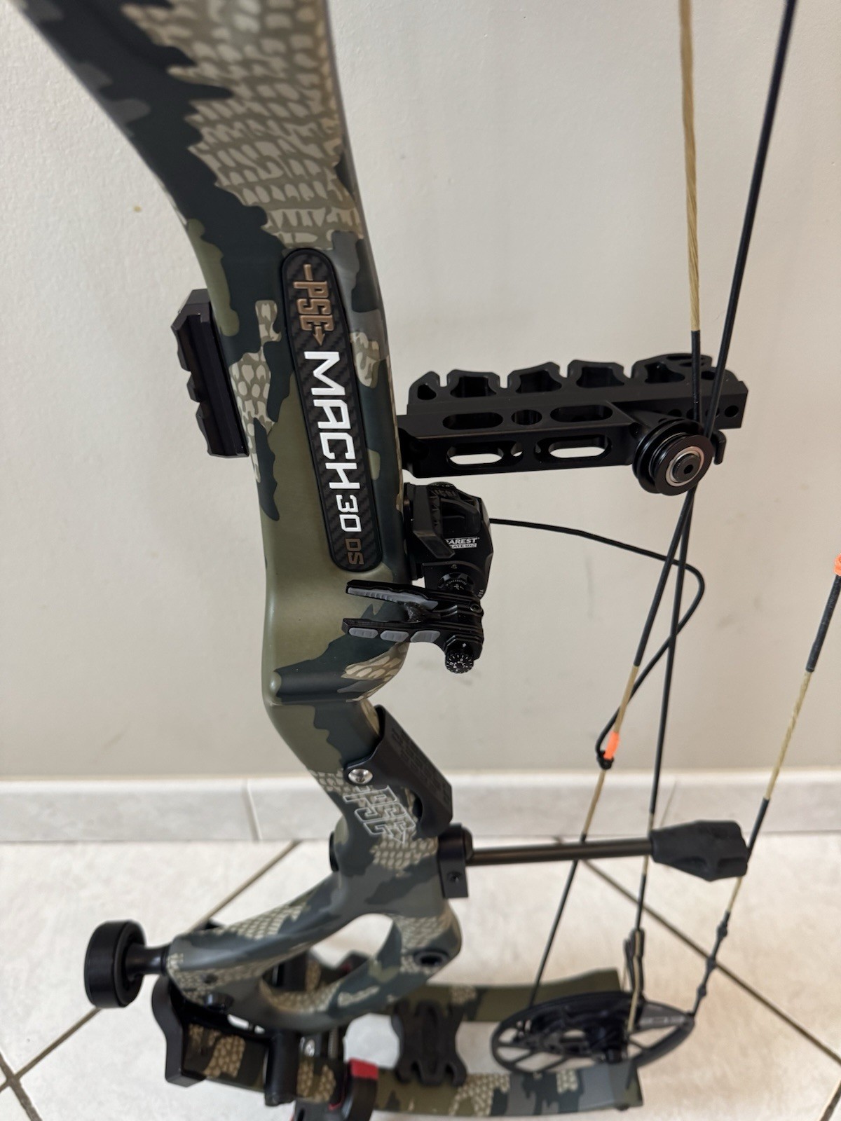 PSE Mach 30 DS Compound 60# Bow and Case Package - Kuiu Verde | eBay