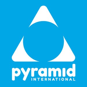 Pyramid International | eBay.de Shops