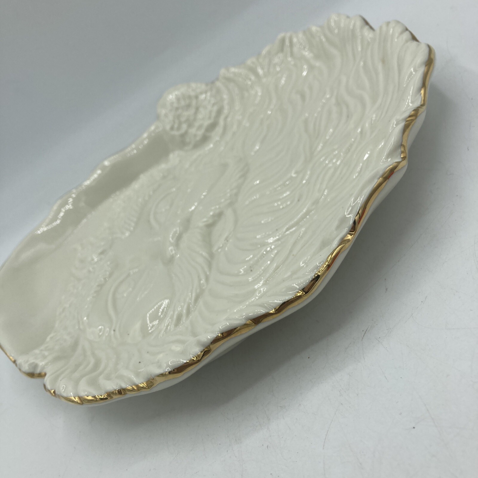 2000 Distinctively Lefton Santa Claus 8 inch White Plate With Gold Trim ...