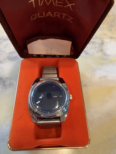 1975 Timex Floating Hands Q Enigma Watch Rare Vintage | eBay