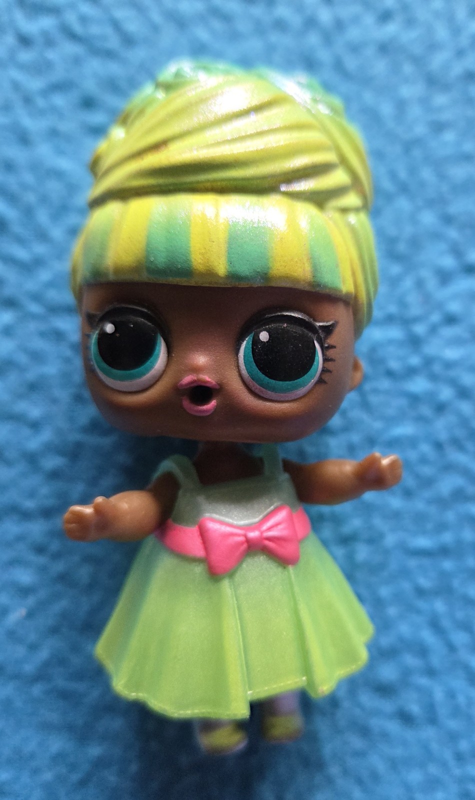 LOL Surprise Doll Festive B.B. Confetti Pop Present L.O.L. 2016 | eBay