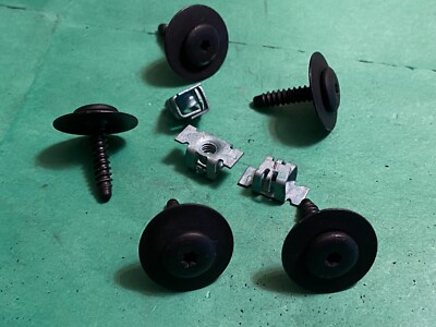 2015-2022 Chevrolet GM Cadillac Fender Liner Screw & Nut | 11548270 ...