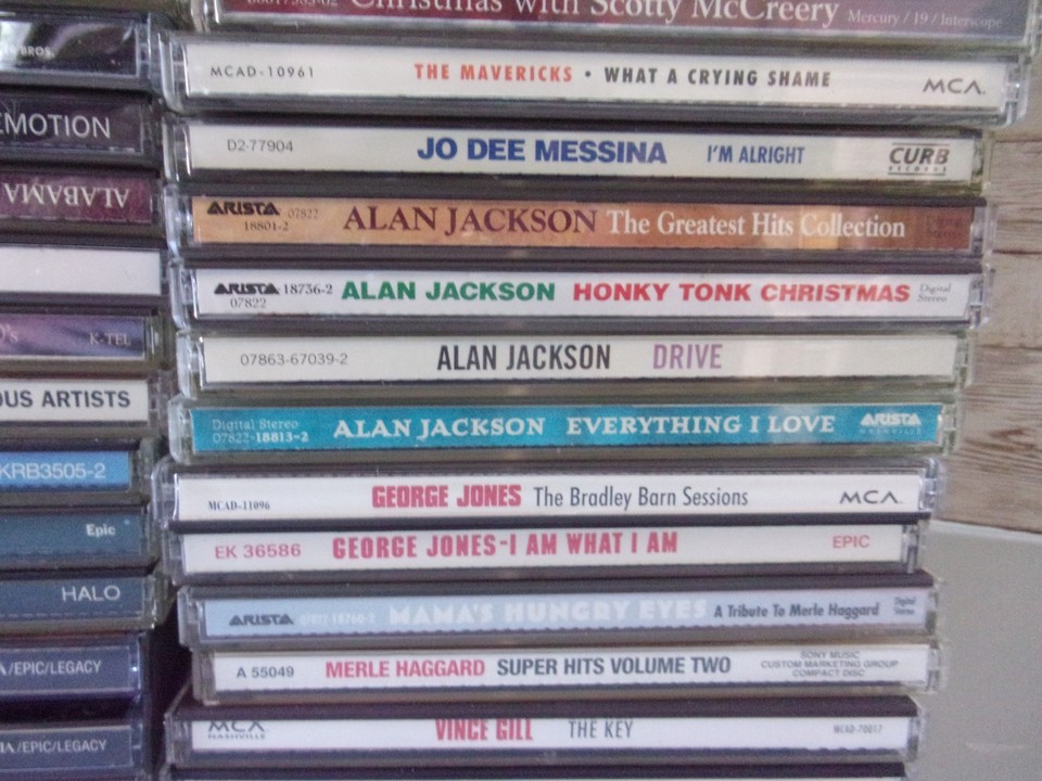 Lot of 59 Country Music CDs on 71 Discs -Conway- Garth -Alan- Country ...