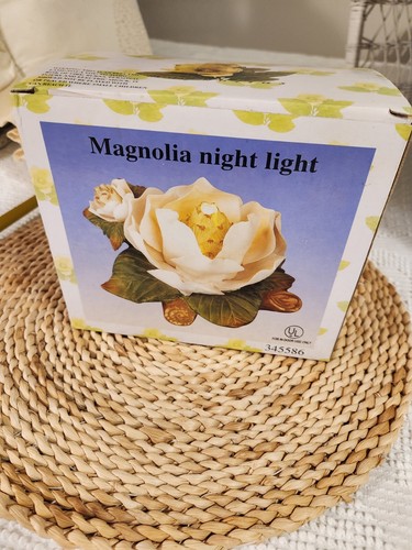 Vintage Lighted Magnolia Flower Bedside Lamp Night Light Porcelain | eBay