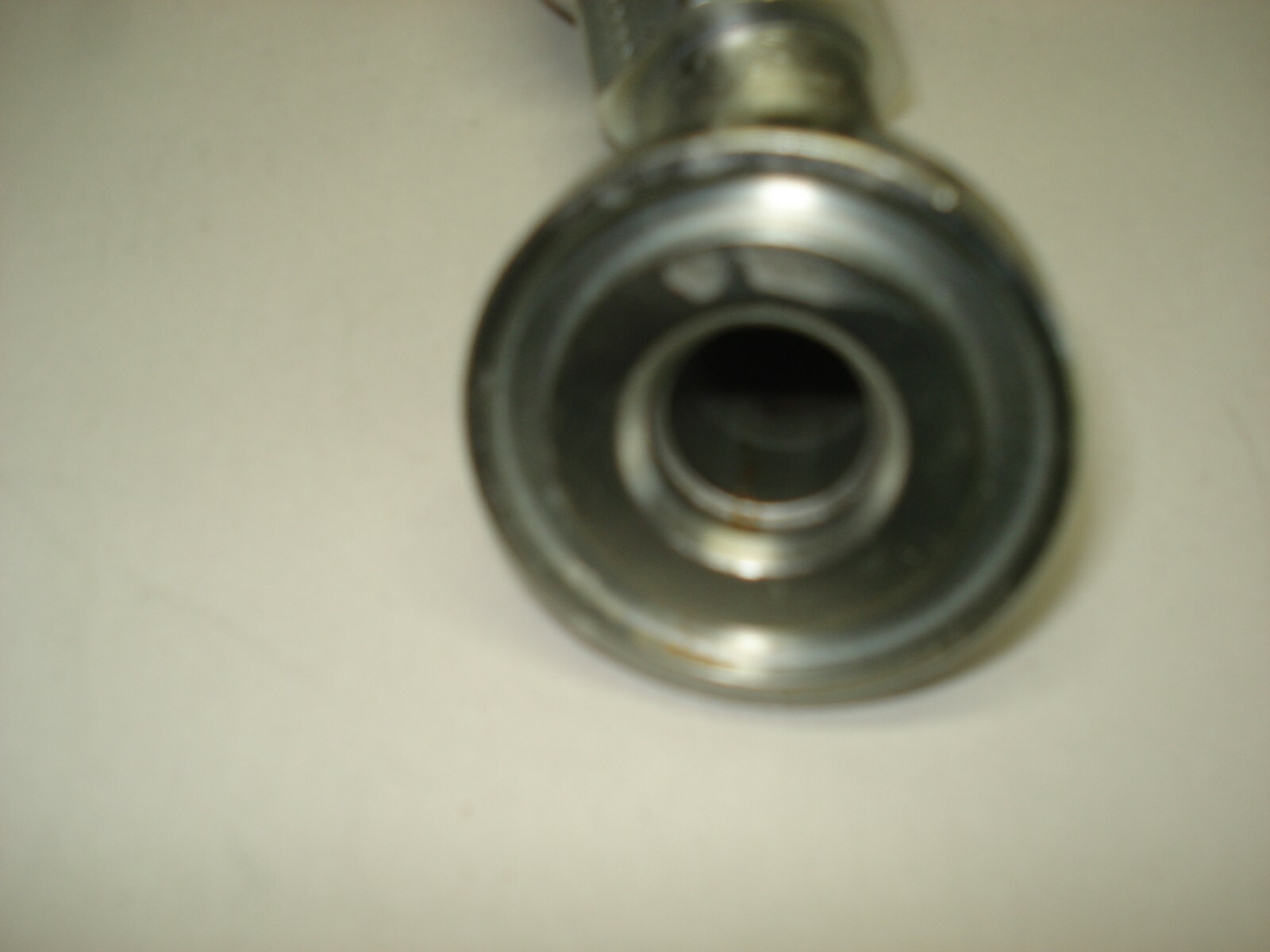 16N71-16-12 ... Parker (Code 62) Flange 90° ... New ... Lot of 1 ...