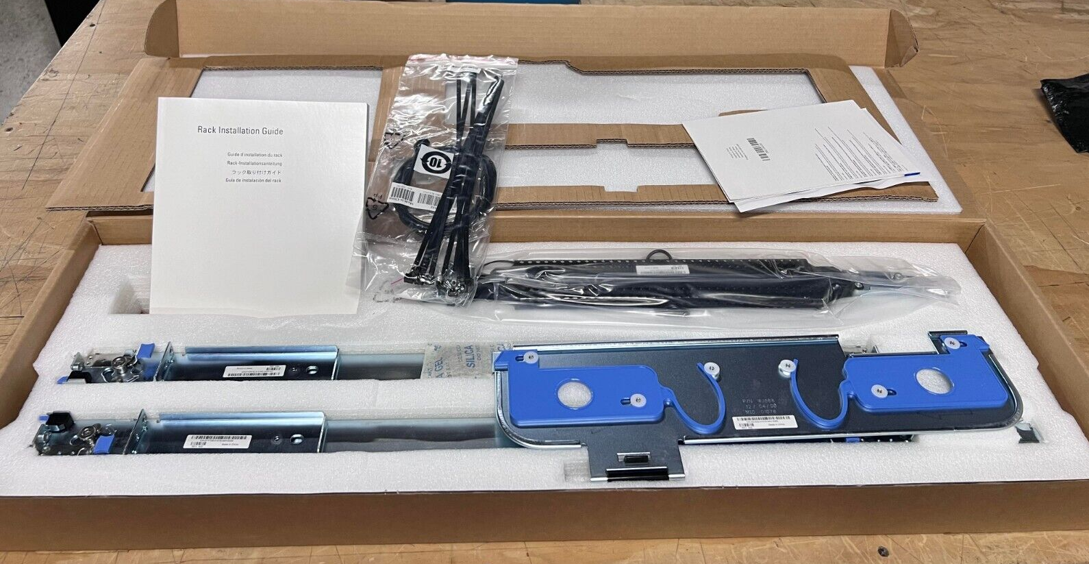 Dell 0UN441 Rapid Versa Server Rack Rail Kit POWEREDGE 1950 R300 for ...