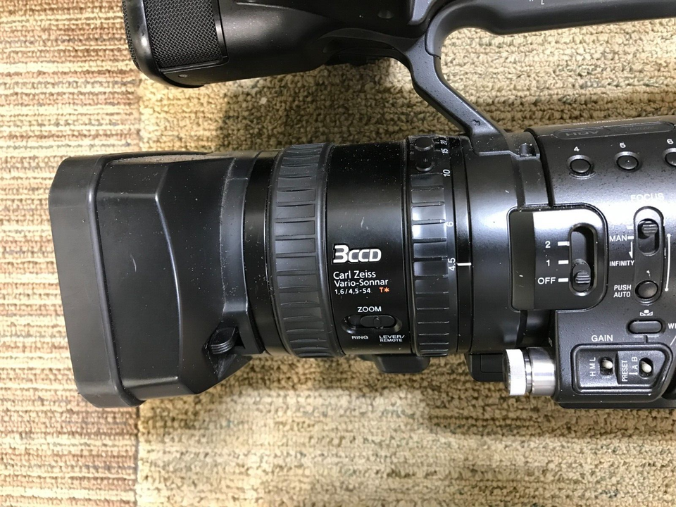 Sony HVR-Z1U Professional HDV Camcorder Video Camera High Definition ...