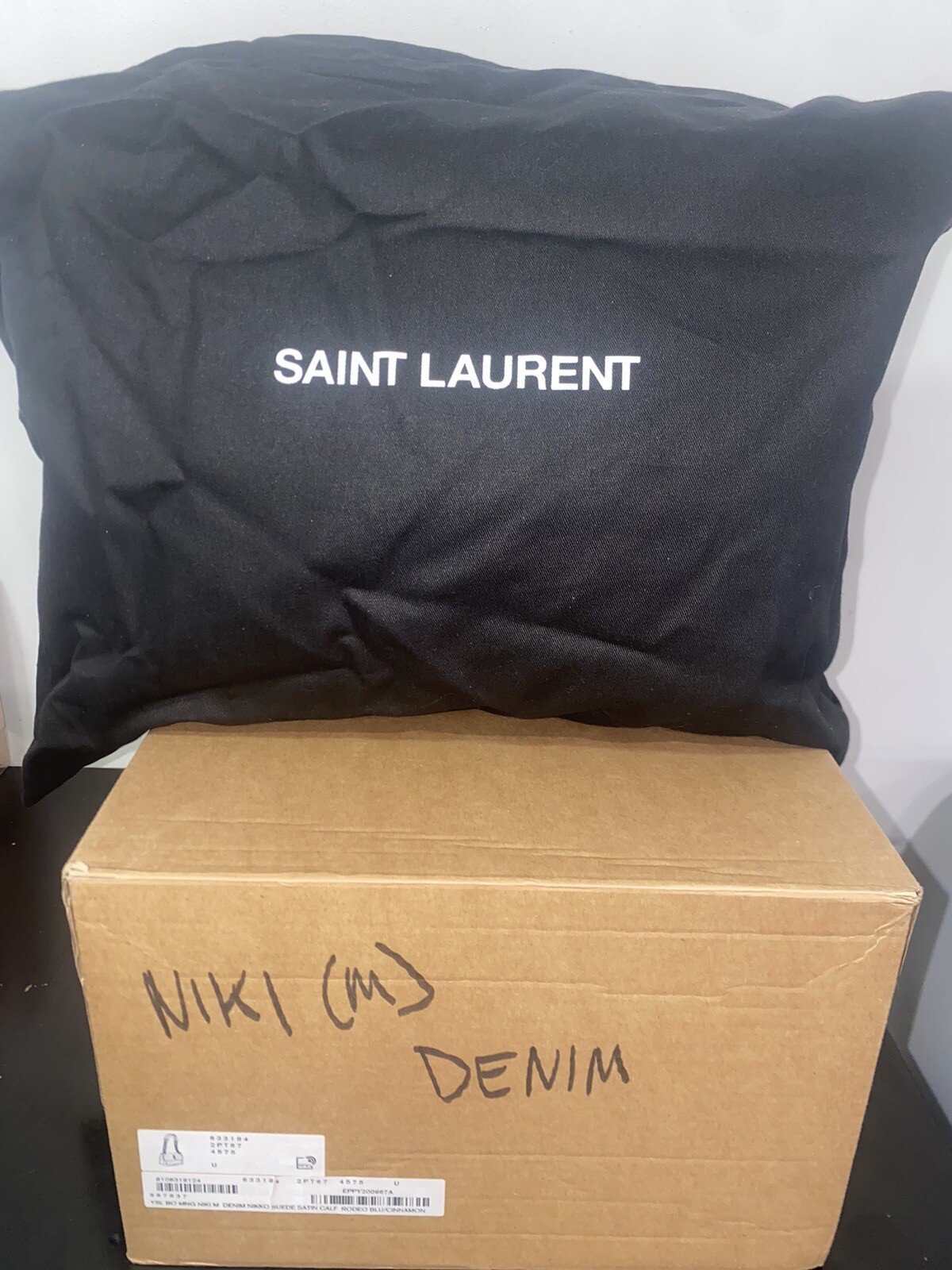 YSL NIKI MEDIUM CHAIN BAG IN BLUE DENIM WITH SUEDE CORNERS. ITEM ...