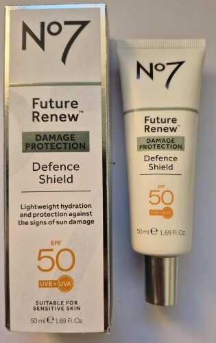 Lift & Luminate No7 Future Renew Damage Protection Defence Shield SPF ...