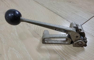 Strapping Machines - Gerrard Co