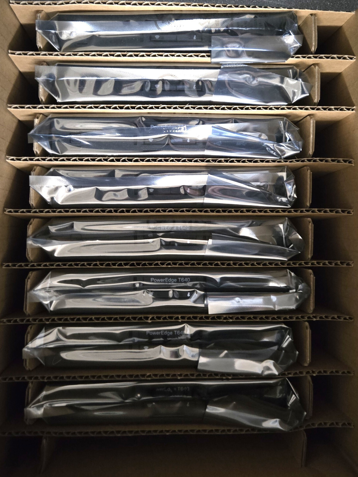 DELL POWEREDGE SERVER T640 RACK TO TOWER CONVERSION KIT QSYNC BEZEL ...