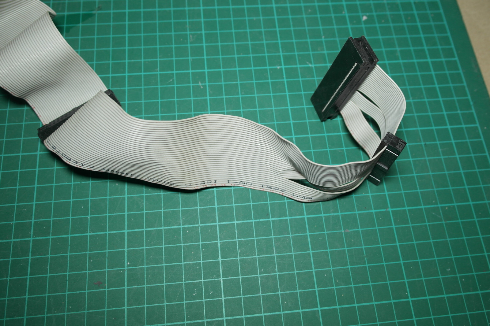 Floppy drive FDD cable 34-pin 3.5" card-edge 5.25" Drive b: a: drive 4 ...