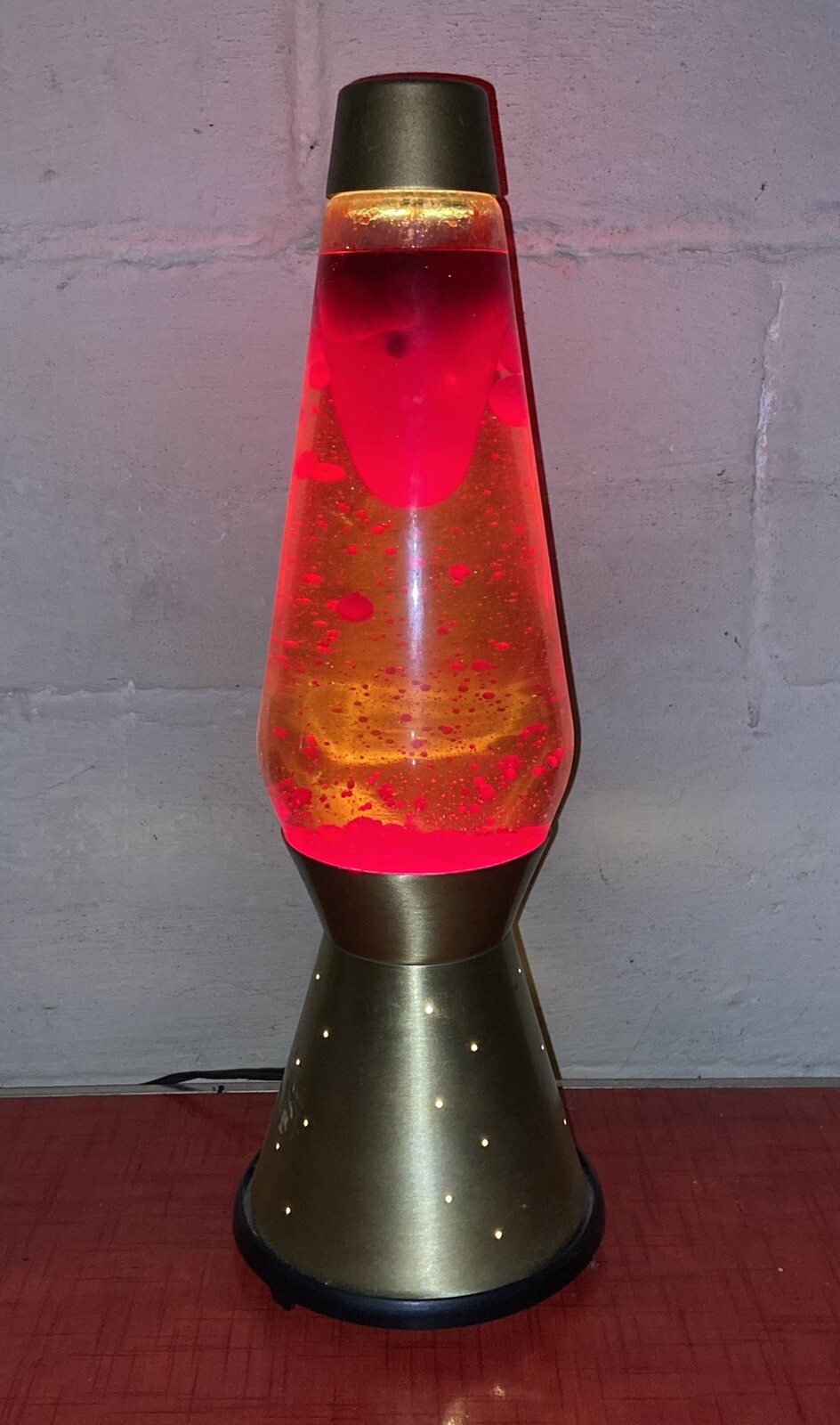 Vintage Lava Lite Lamp Gold STARLIGHT Red Wax 17" | eBay