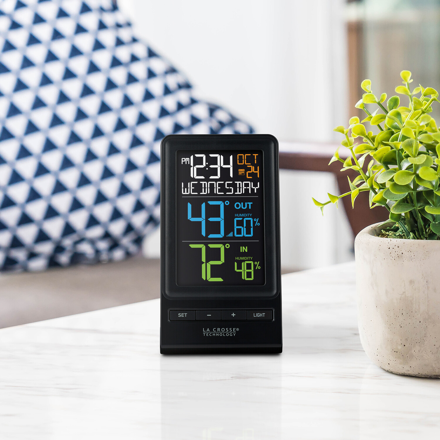 M82738 La Crosse Technology Wireless Weather Station with TX141TH-BV2 ...