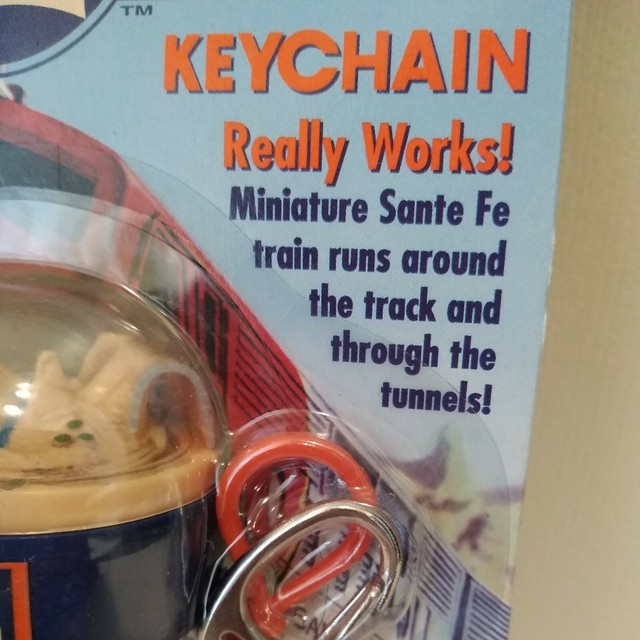 Lionel Trains American Legend Keychain Keyring Basic Fun Santa FE 1999 ...