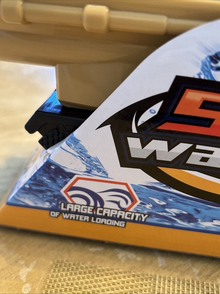 New Super Soaker Barrage Large Water Blaster Squirt Gun Summer Fun ...