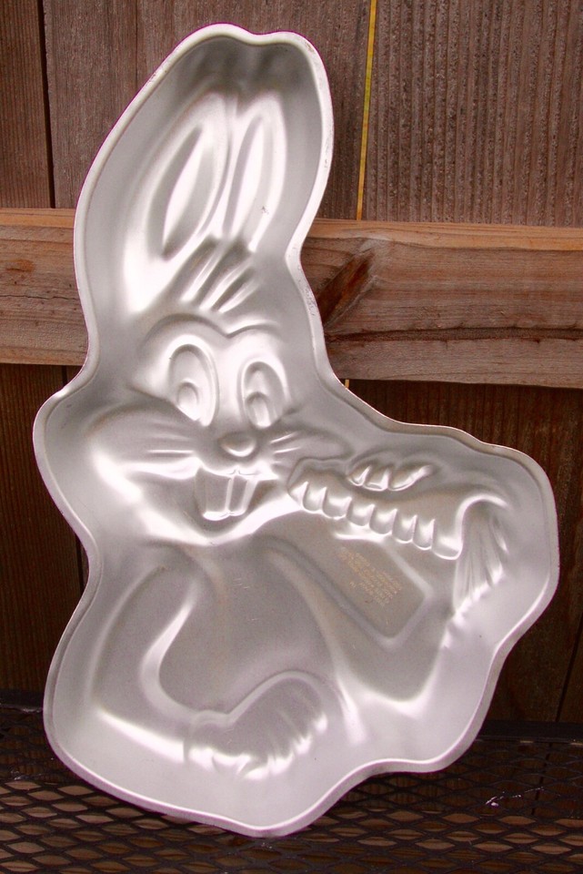 Vintage Wilton Bugs Bunny Cake Pan 1978 502-7598 Warner Bros. | eBay