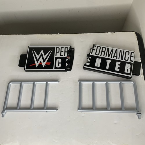WWE Wrekkin' Performance Center Breakable Sign & Fence Figure Accessory ...