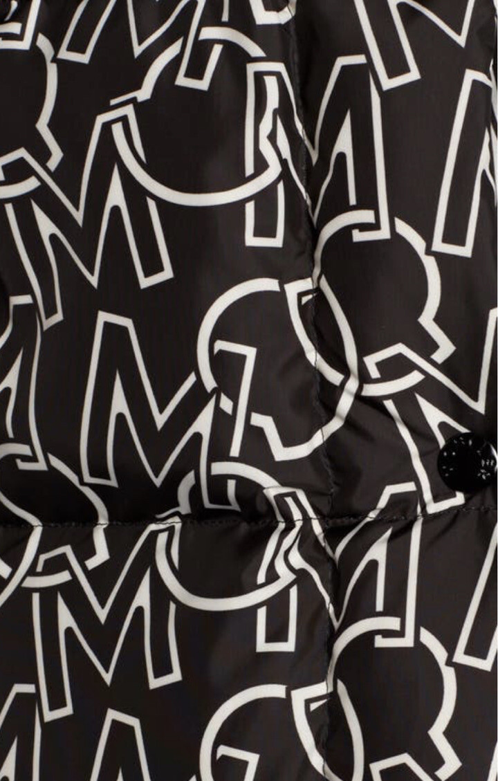 Moncler Daos Logo Print Water Resistant Hooded Down Puffer Moncler Daos Logo Print Water Resistant Hooded Down Puffer