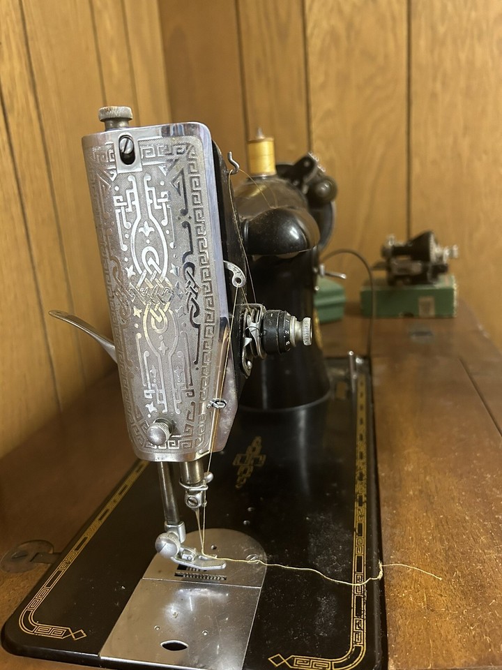 1938 Singer Sewing Machine Model 201 | eBay