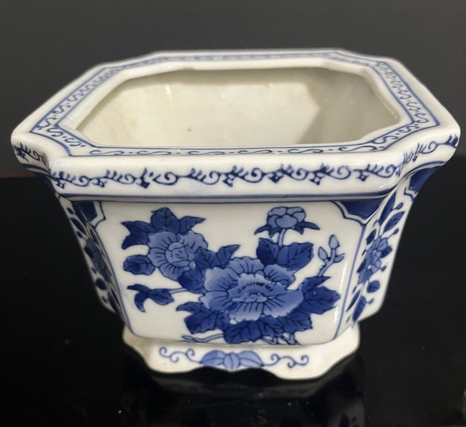 Vintage Chinese Blue & White Octogon Porcelain Planter Pot - Floral ...