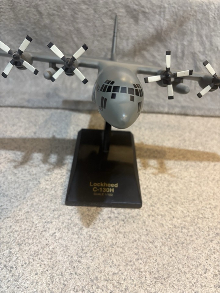 USAF Lockheed Martin C-130 Hercules Transport Desk Top Model 1/100 | eBay