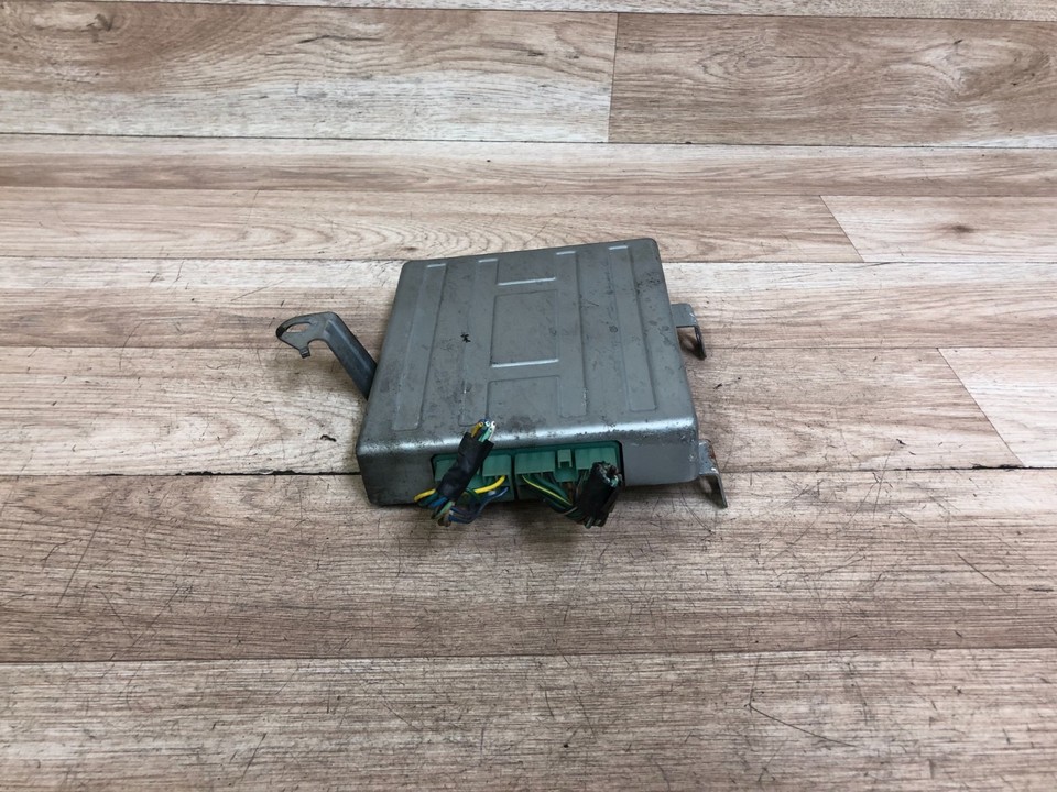 TOYOTA PICKUP TRUCK OEM FRONT ENGINE MOTOR DME COMPUTER ECU ECM MODULE ...