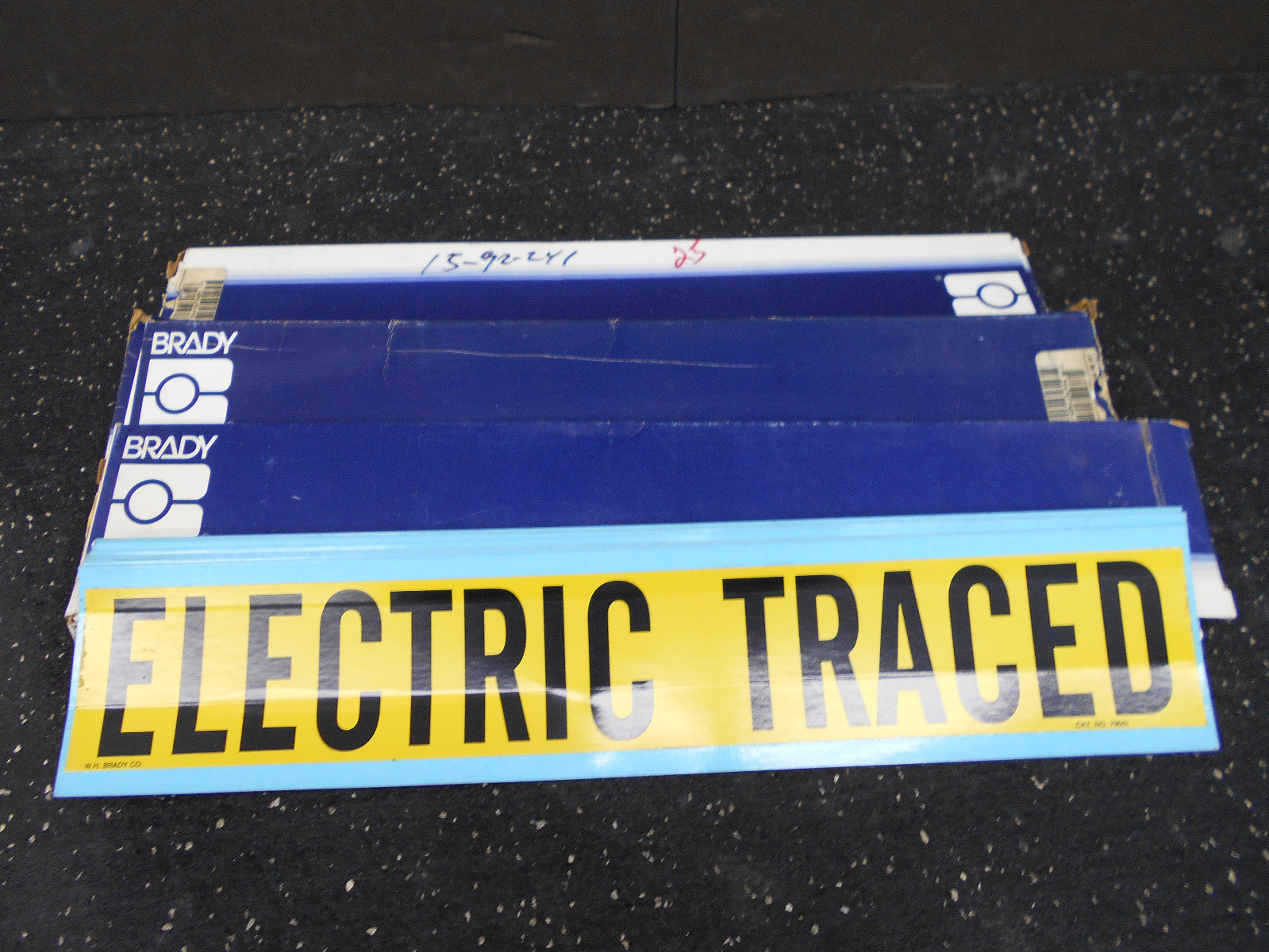 LOT OF 60 BRADY 79051 VINYL ELECTRIC TRACED PIPE LABEL 25/BX 13.75 x 2. ...