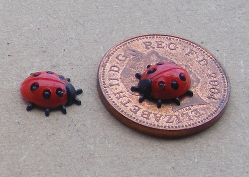 2 Plastic Ladybirds - Ladybugs Tumdee Dolls House Miniature Garden Pet ...