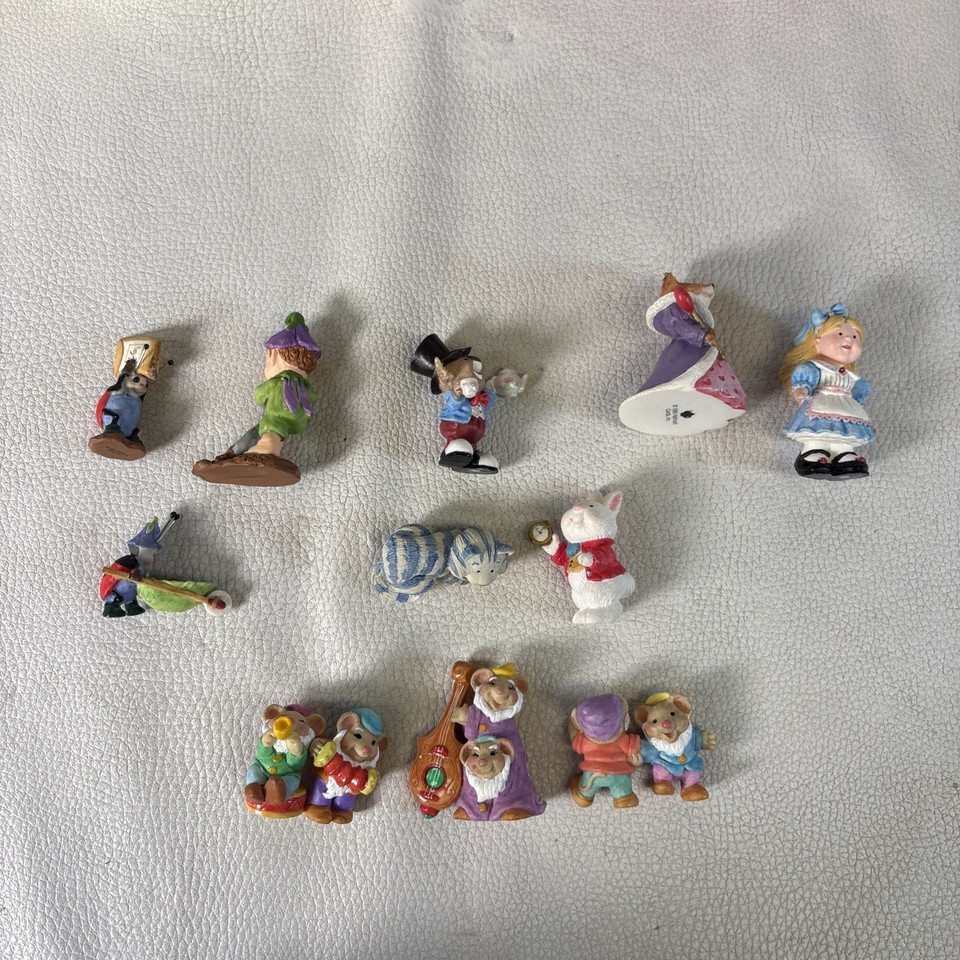 Lot Of 3 Sets Hallmark Merry Miniatures Alice In Wonderland, Six Merry ...