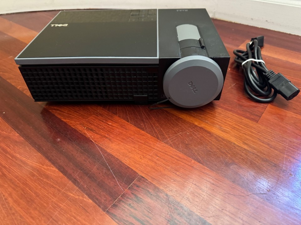 Dell 1610HD VGA DLP Front Conference Room Projector w/Lamp K1CG1 0K1CG1 ...
