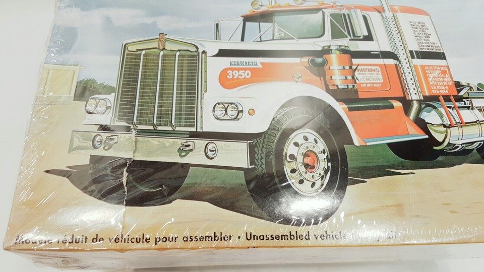 AMT 1/25 Kenworth W925 Semi Tractor Model Kit AMT1021 Plastics Car ...