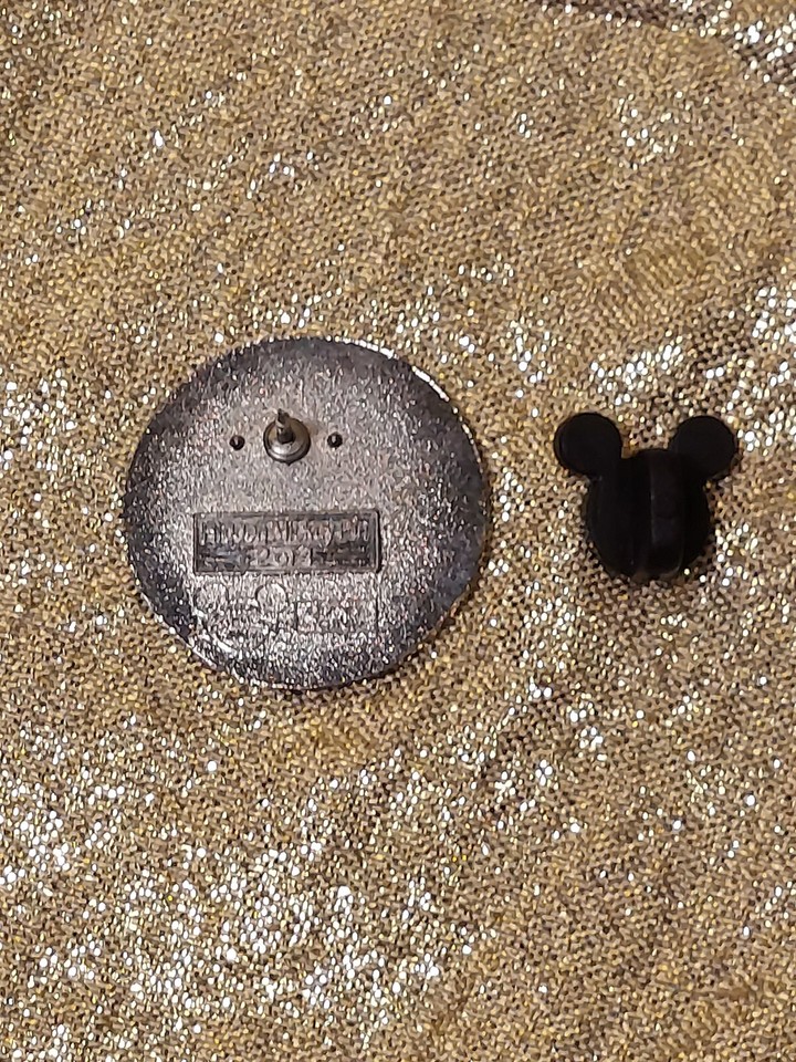 Disney Minnie Mouse Footprints Hidden Mickey 2 of 4 Trading Pin Pink ...