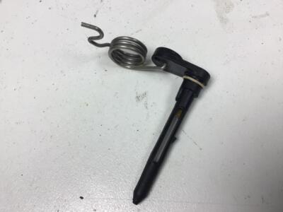 FG Ford Falcon XT XR G6 G6E fuel filler door hinge pin and spring ...