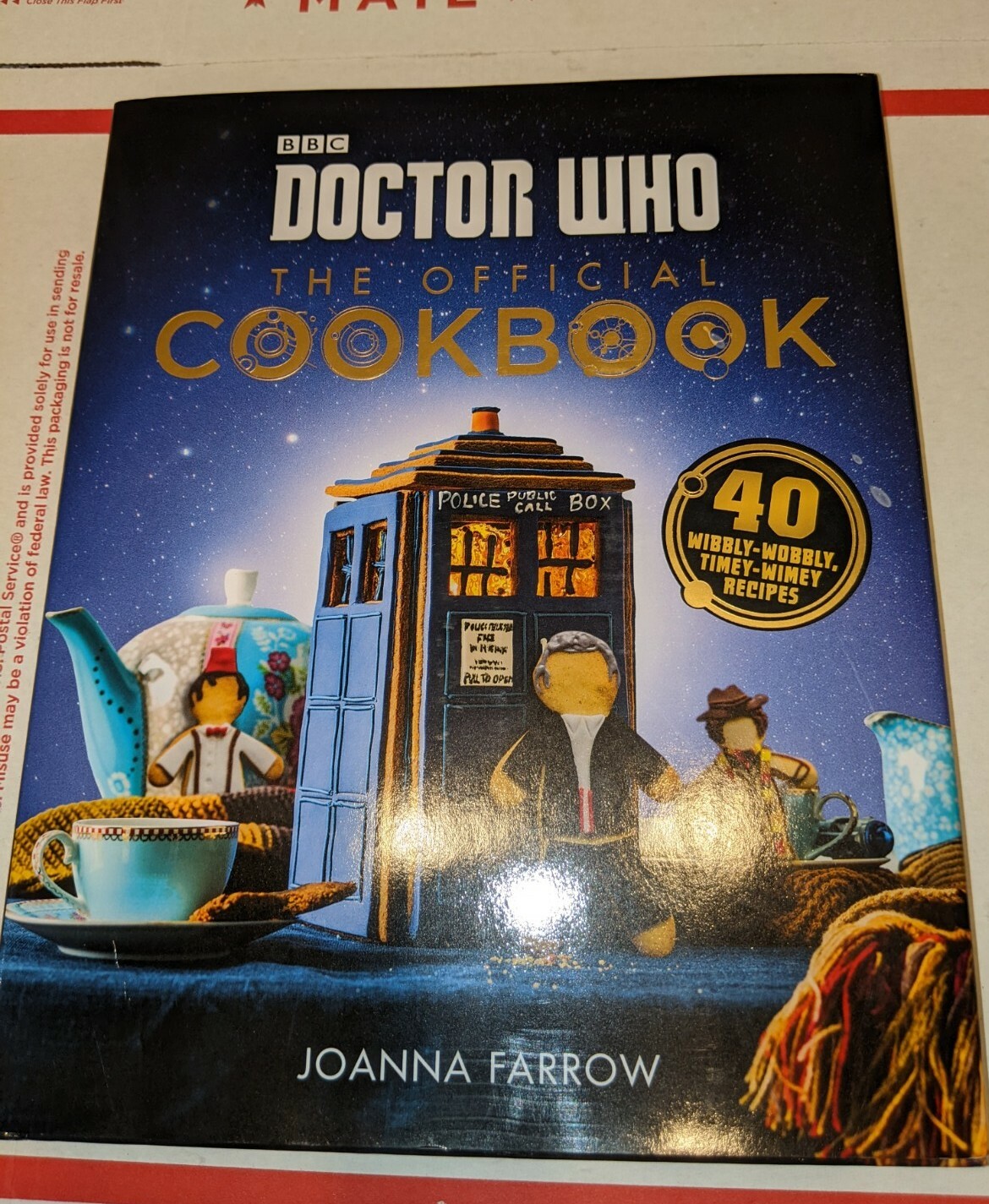 Doctor Who: the Official Cookbook : 40 Wibbly-Wobbly Timey-Wimey ...