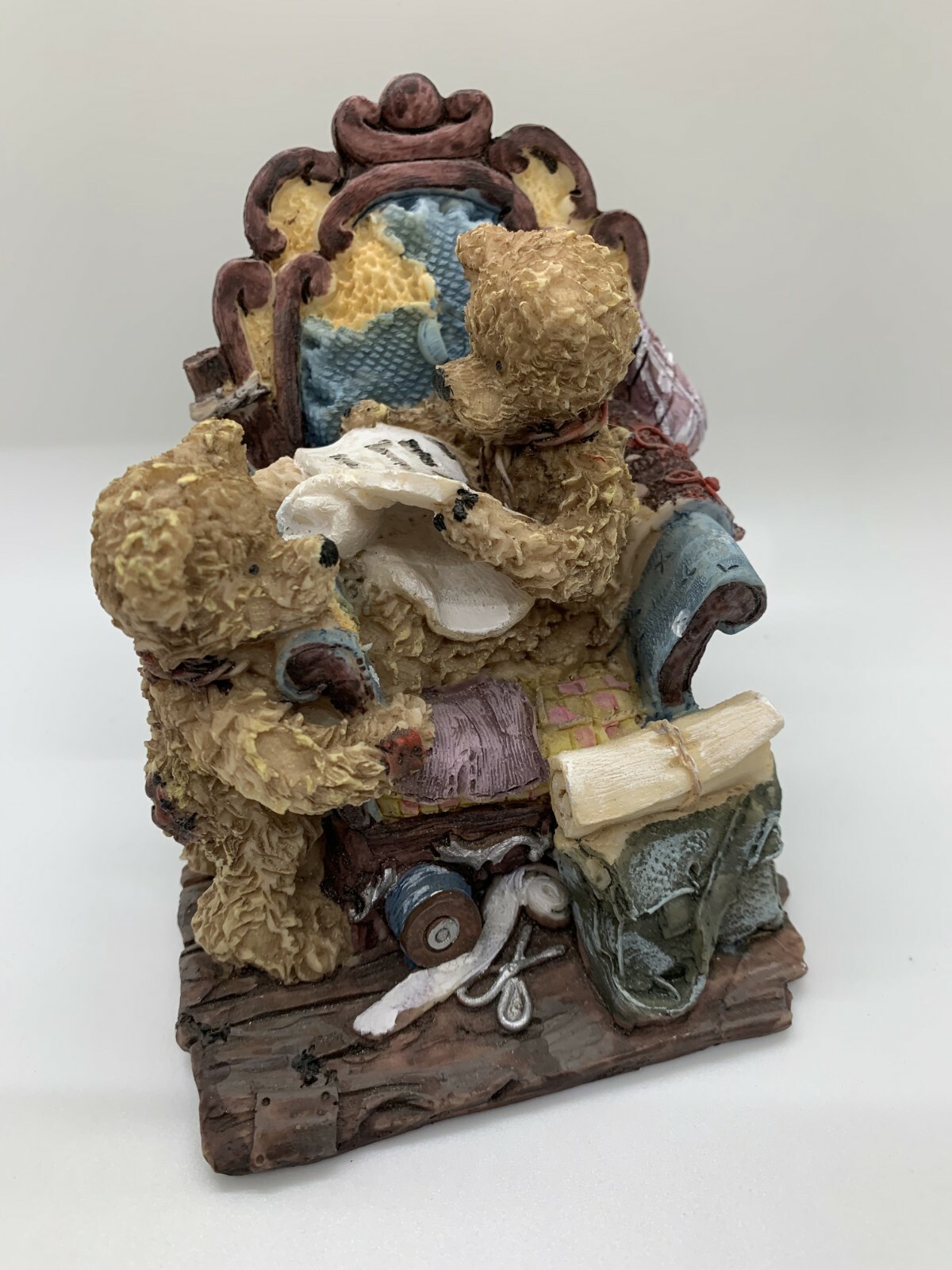 MEERCHI MRH RESIN FIGURINE STATUE BEARS IN READING CHAIR (NO BASE) | eBay