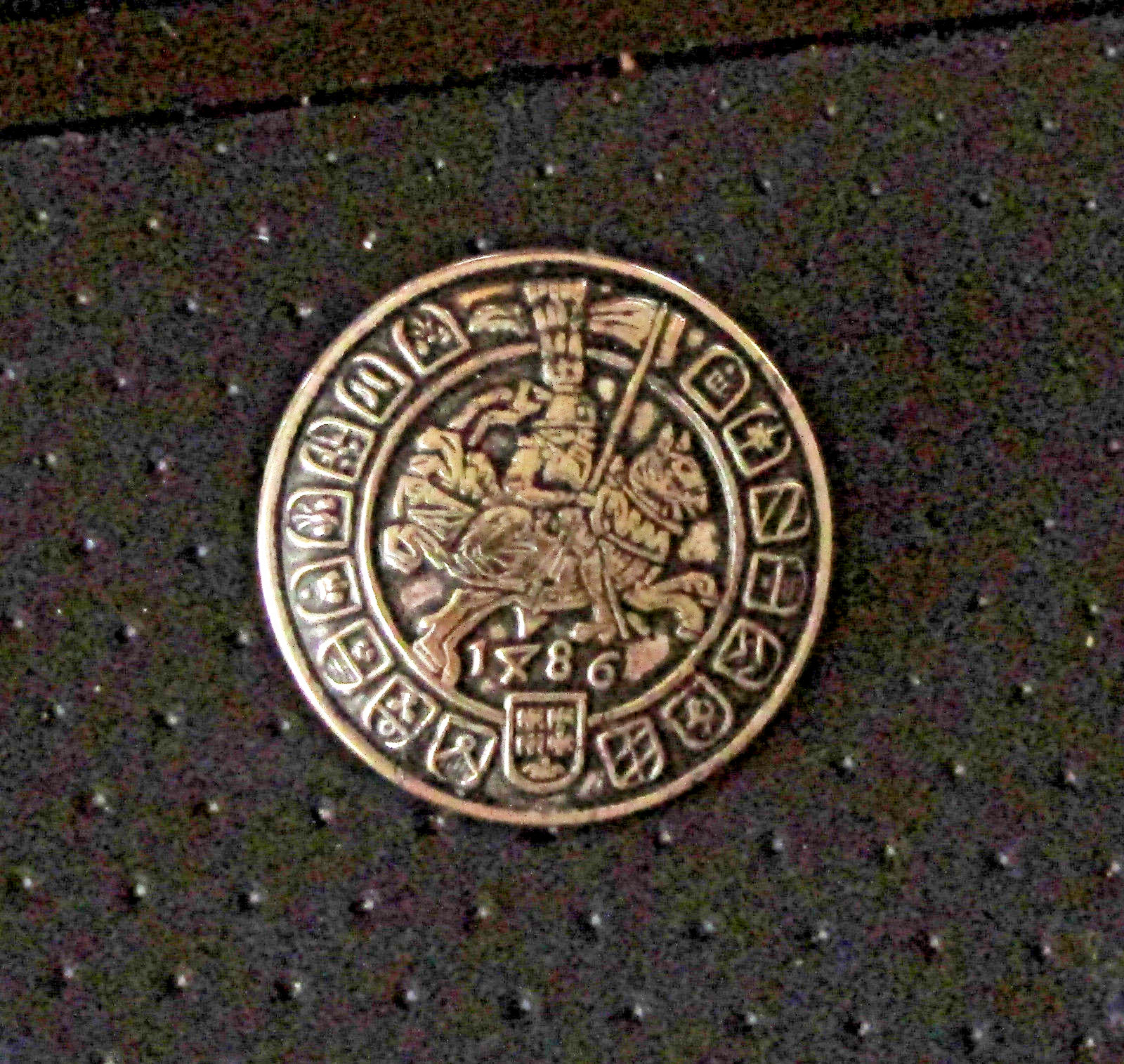 Vintage Knight on Horse 1486 Silver Metal Button Shank Back Gesch GES ...