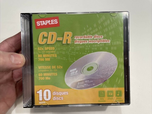 Staples 10 CD-R Recordable Discs 52X Speed 80 Minutes 700 MB with Jewel ...