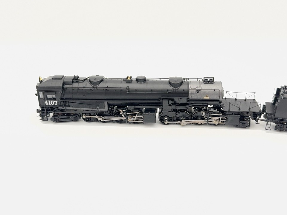 Broadway Limited - HO - SP - 4-8-8-2 AC4 Cab-Forward #4107 - DCC ...