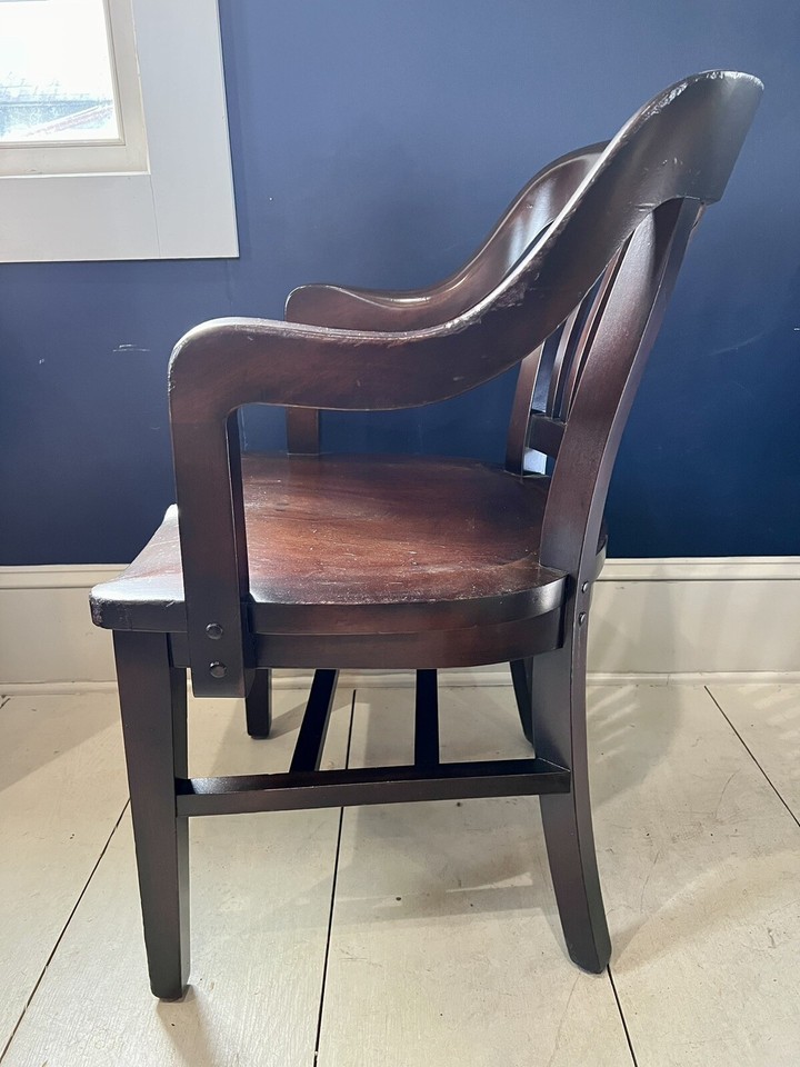 Milwaukee Chair Company, Choose Solid Oak or Mahogany, Courthouse ...