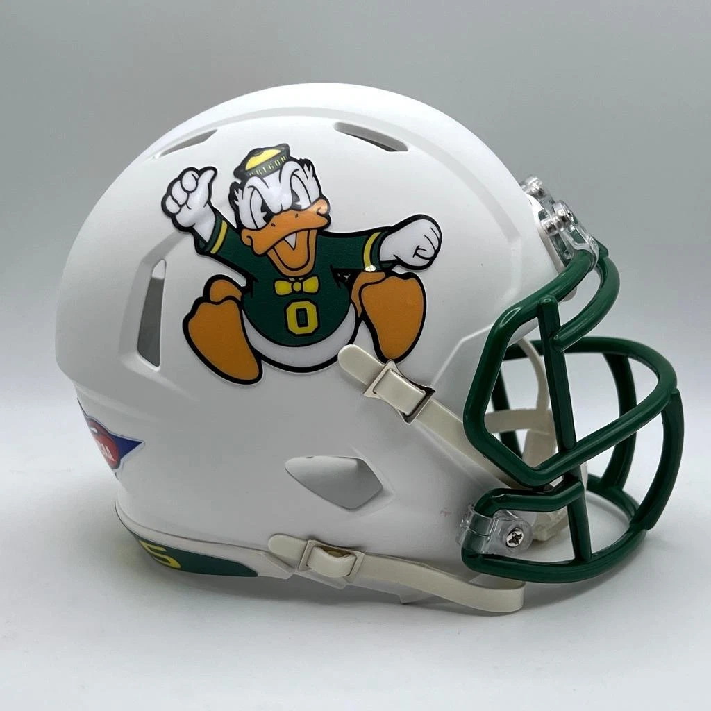 Oregon Ducks Green Helmet