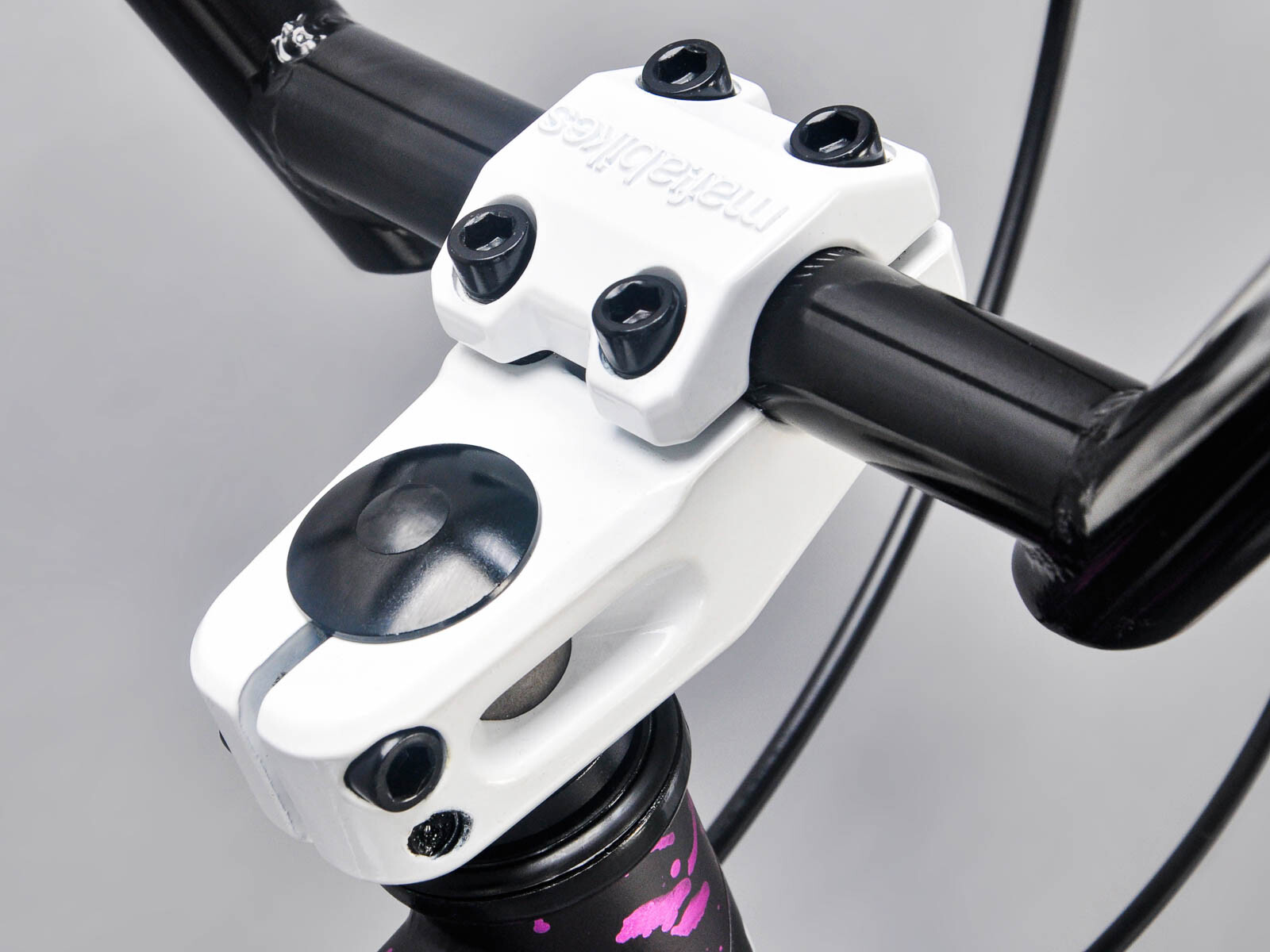 27.5" Wheelie Bike Mafia Bomma 27.5 inch cruiser multiple colours big ...