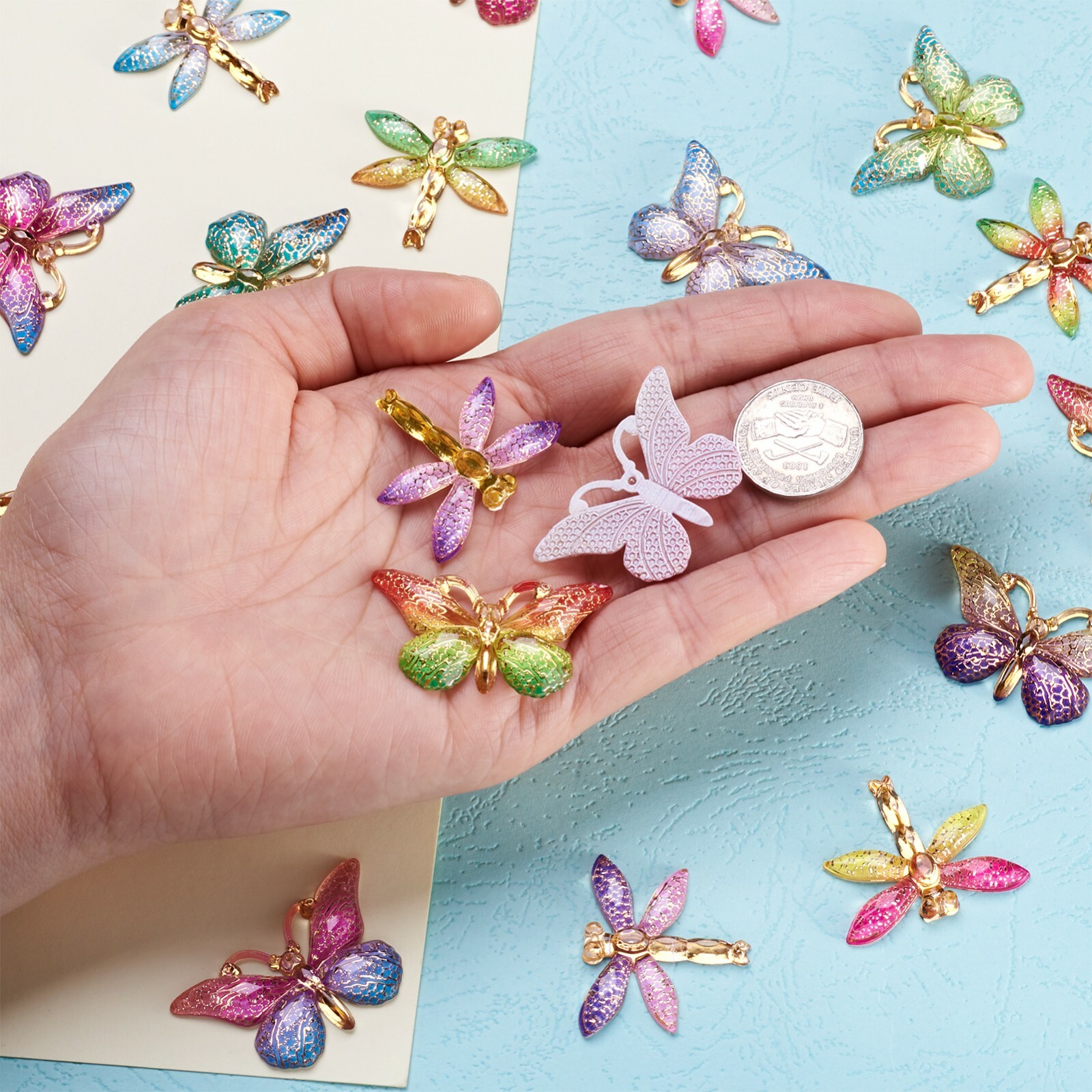 36Pcs Plastic Colorful Butterfly Dragonfly Pendants DIY Plastic ...