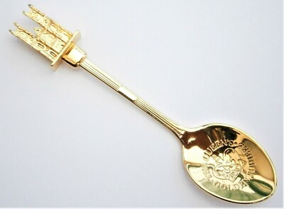 SF633) Gold Tone Queen Elizabeth 2nd Golden Jubilee minster Abbey ...