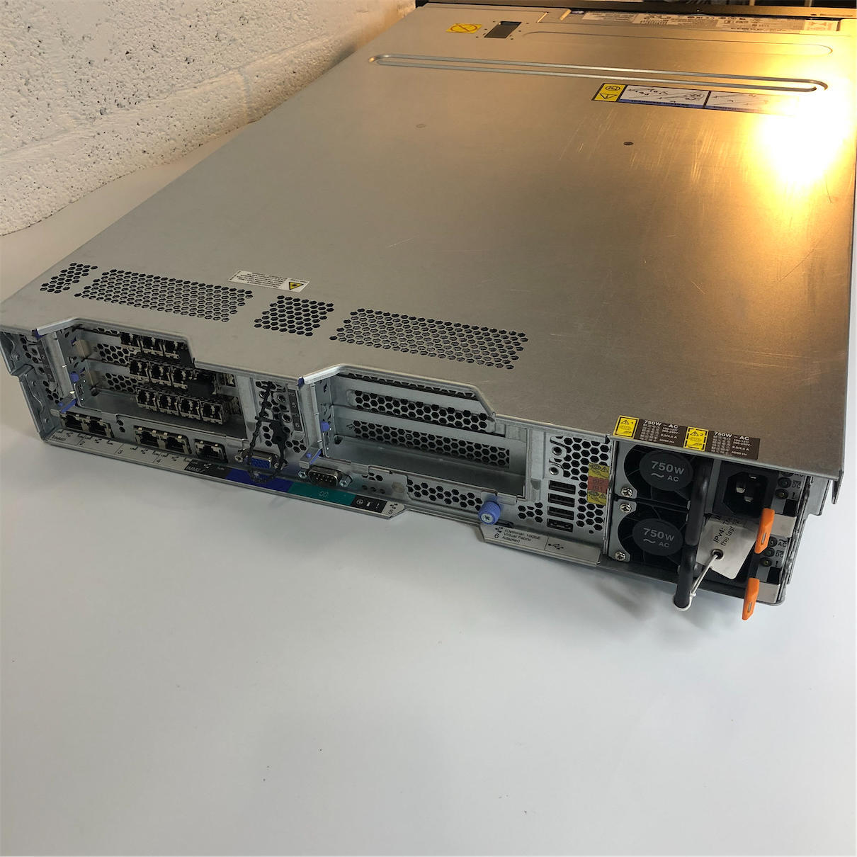 IBM FLASHSYSTEM V9000 CONTROL ENCLOSURE "One Battery" 9848-AC2 | eBay