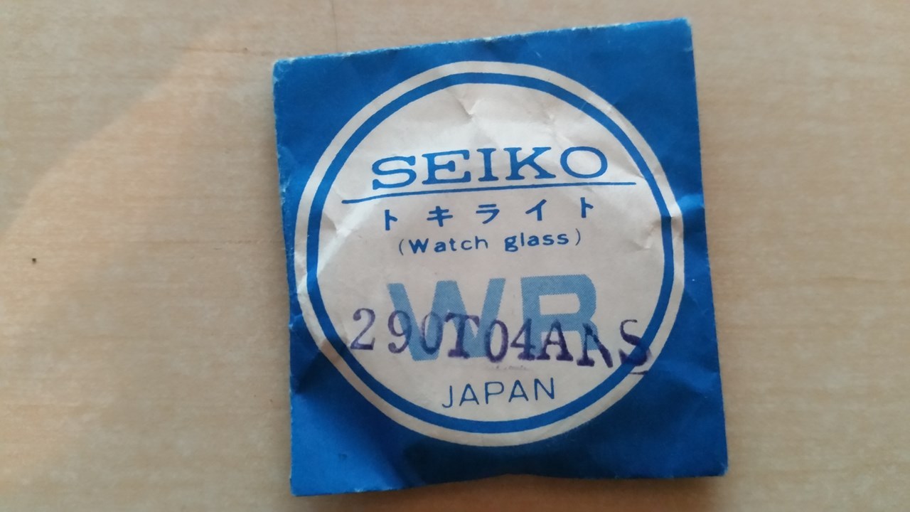 Genuine NOS Seiko Watch Crystals - Various shapes & sizes 8 of 23 | eBay