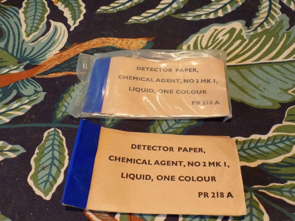 British Army Issue, S10 Gas Mask, respirator Avon size 2. Plus Extra's ...