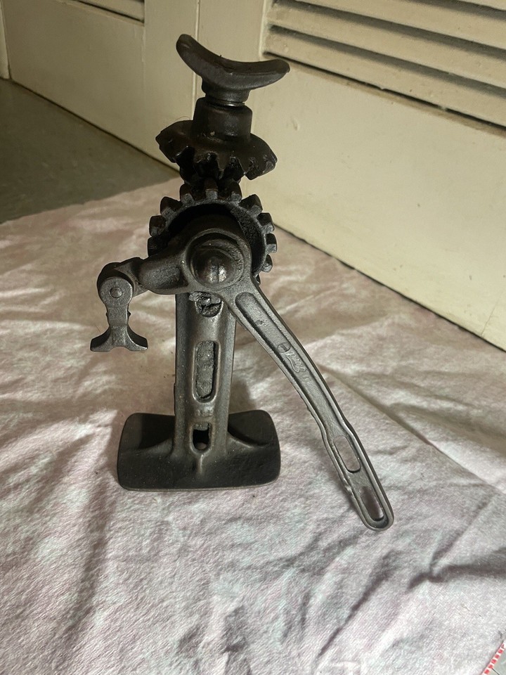 Rare vintage Ford Model T Screw Jack with Arm and Ford Logo | eBay
