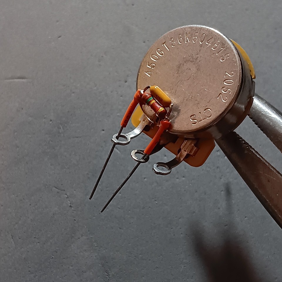 TREBLE BLEED "GOLDEN AGE" .001uF Axial Ceramic Cap, 150K-ohm Red Baron ...