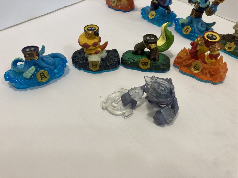 huge lot of skylanders magnetic interchangeable swap force figures blue ...